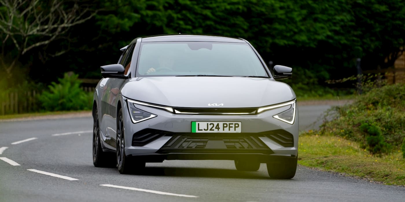 Updated Kia 2025 EV6 spotted in US with sleek new design